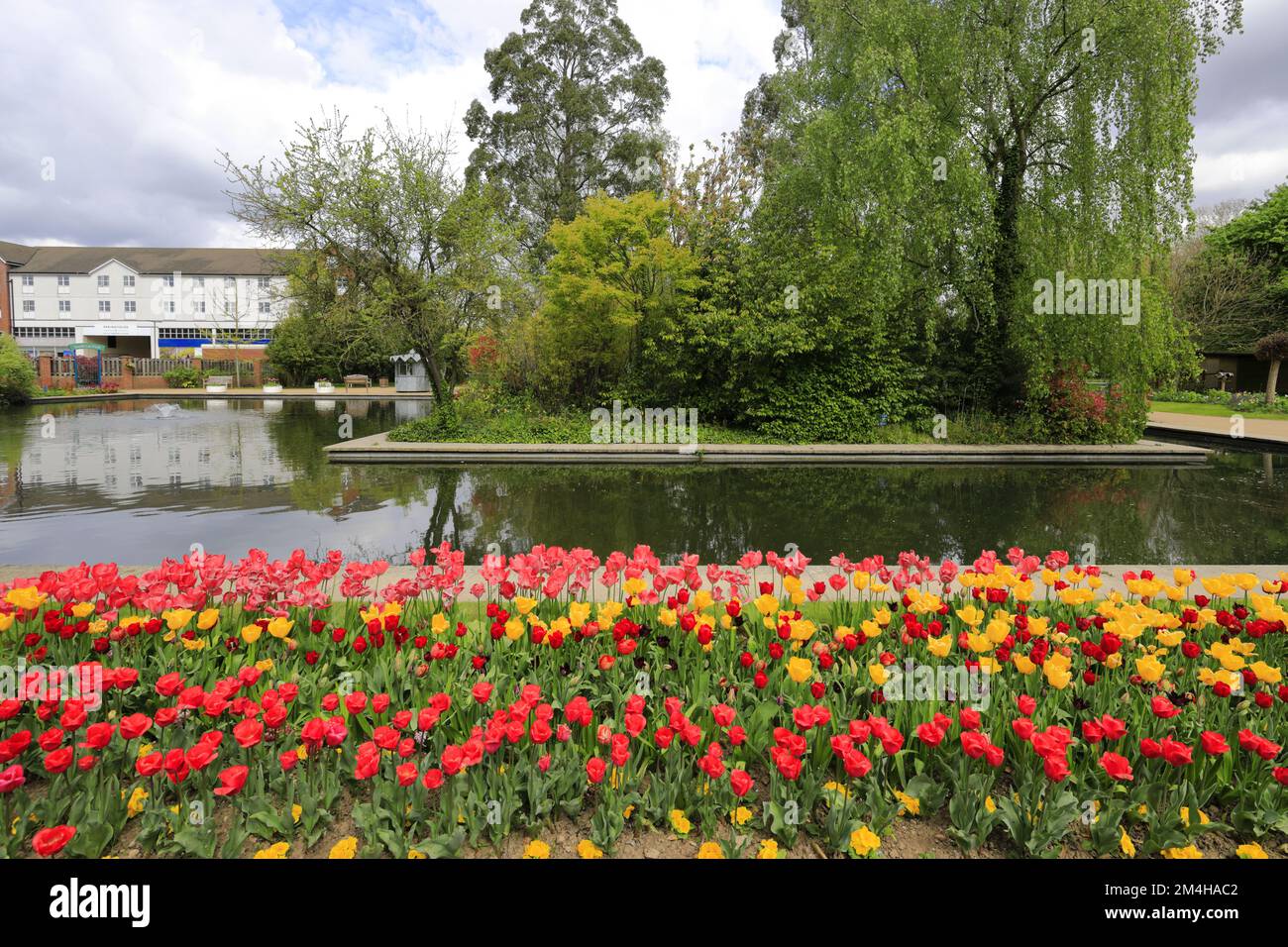 The gardens at Springfields outlet shopping centre; Spalding town ...