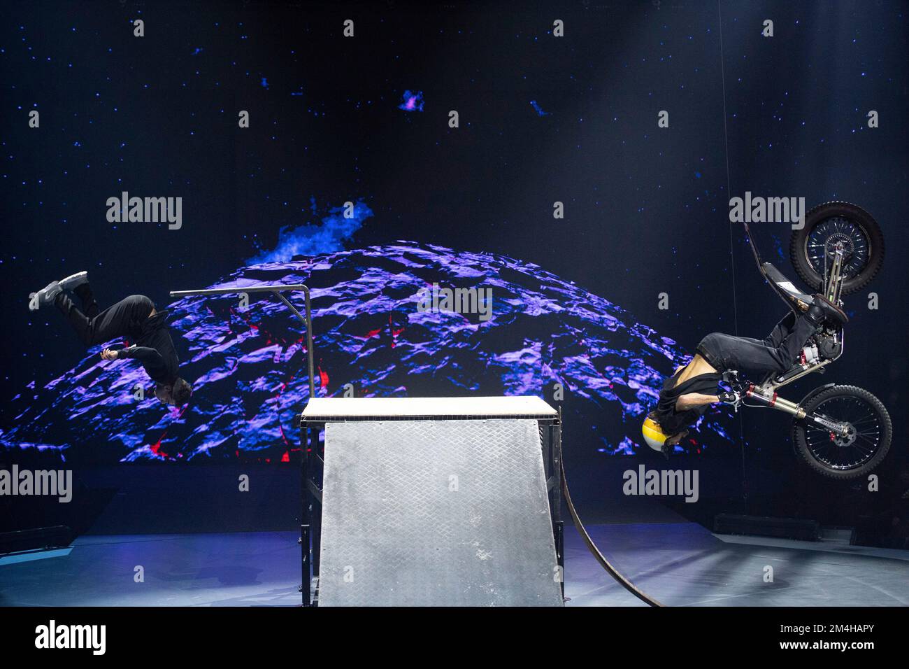 Christophe BRUAND; Trial motorcycle, The Flic Flac circus will be ...