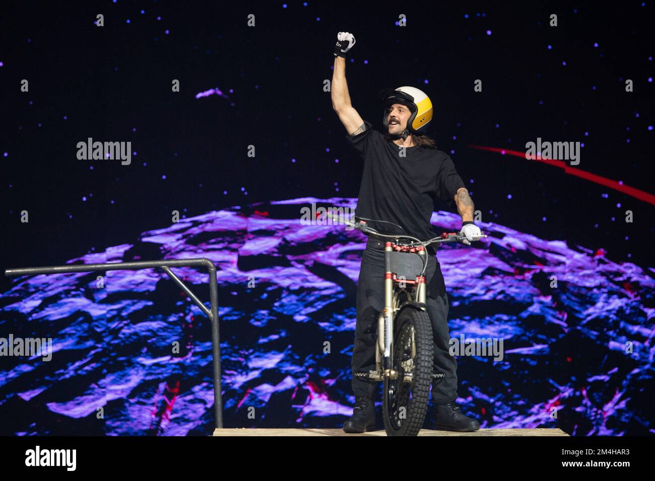 Christophe BRUAND; Trial motorcycle, The Flic Flac circus will be ...