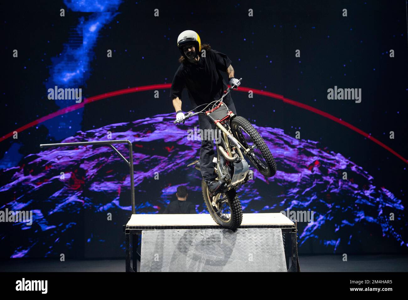 Christophe BRUAND; Trial motorcycle, The Flic Flac circus will be ...