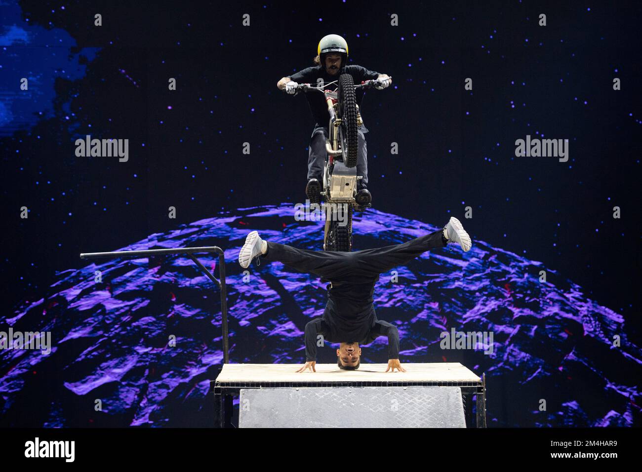 Christophe BRUAND; Trial motorcycle, The Flic Flac circus will be ...
