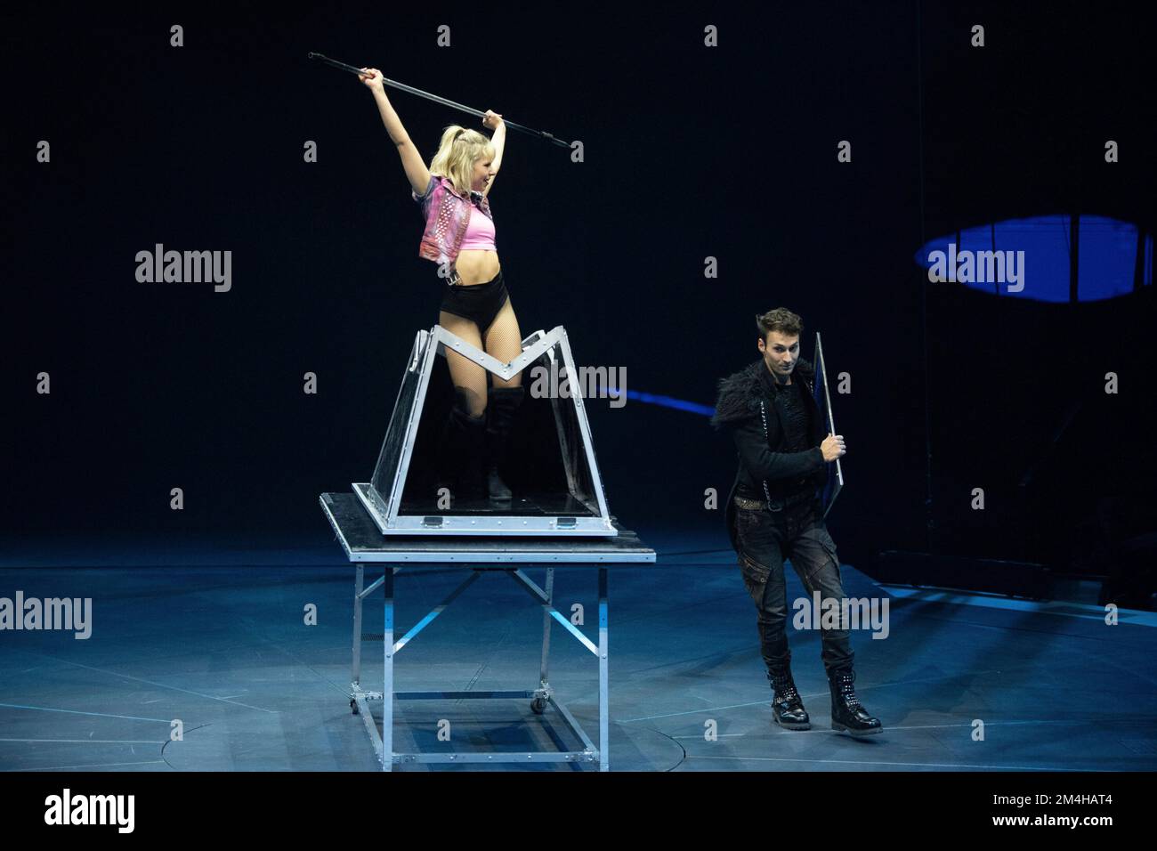 Andrew BLAKE, illusionist, magician, magician, The Flic Flac circus ...
