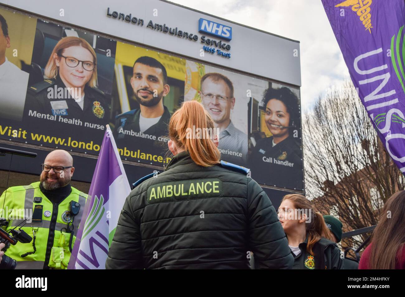 London, UK. 21st December 2022. Ambulance workers at the Unison picket ...