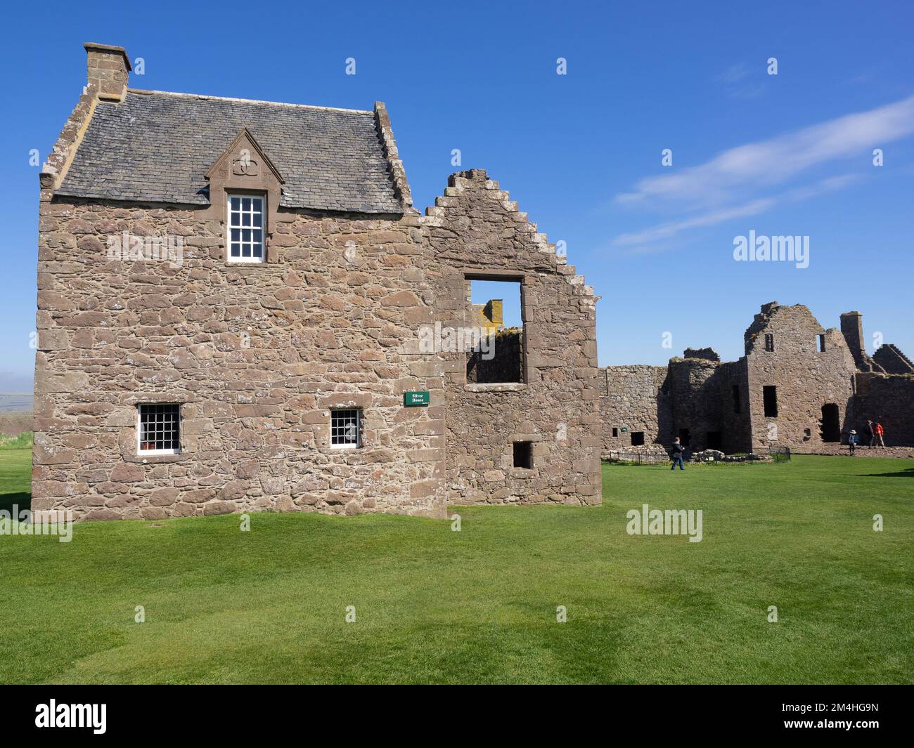Dunnottar castle interior hi-res stock photography and images - Alamy