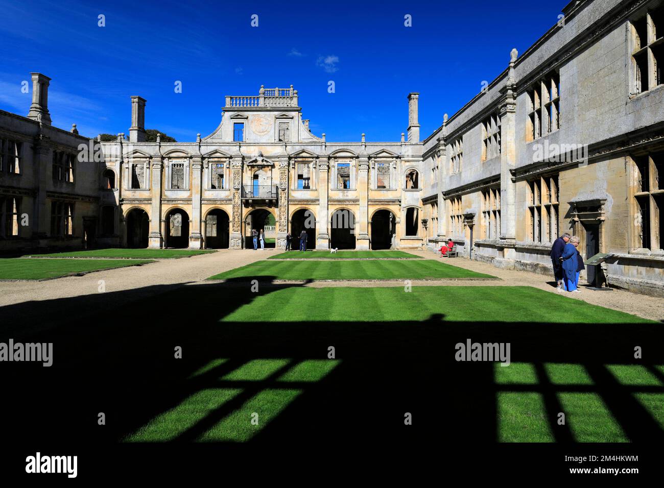 17th century mansion mansions facade architecture hi-res stock ...