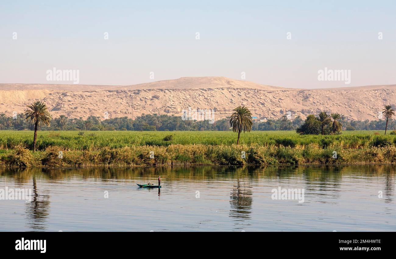 Landscape on the Nile, fishing boat, Nile bank, Egypt Stock Photo - Alamy