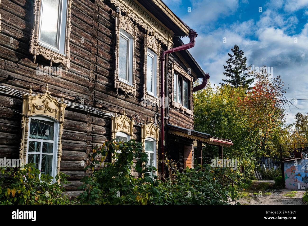 Old wooden house, Tomsk, Tomsk Oblast, Russia Stock Photo - Alamy