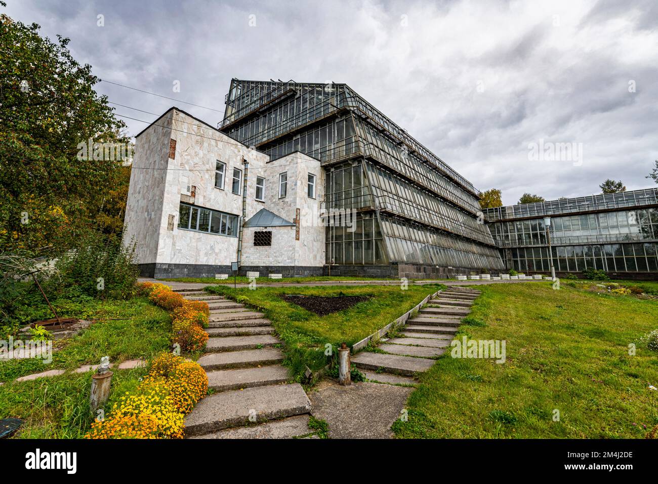 Biological cultivation hi-res stock photography and images - Alamy