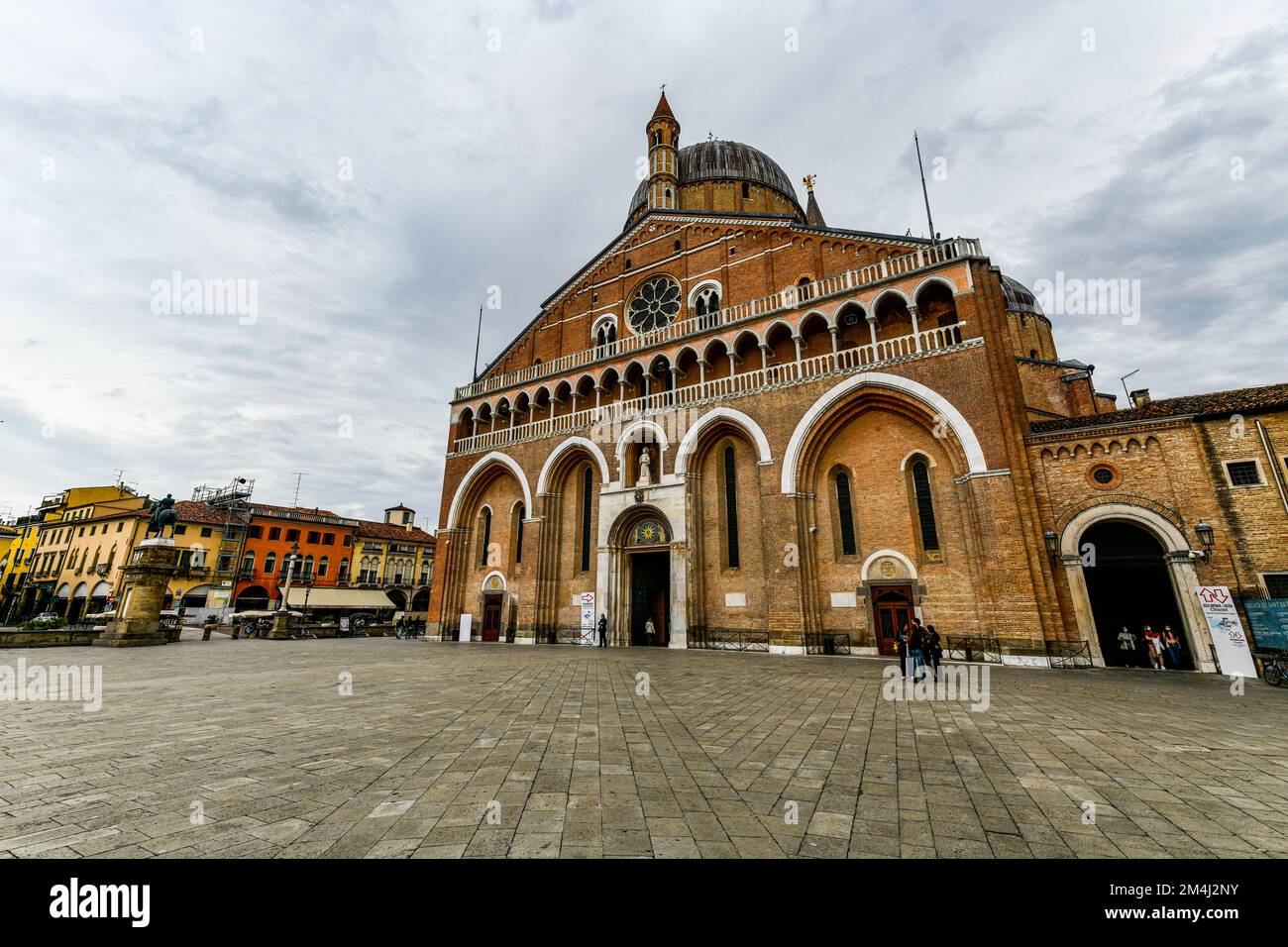 The Basilica of St. Anthony, Unesco world site Padua, Italy Stock Photo ...