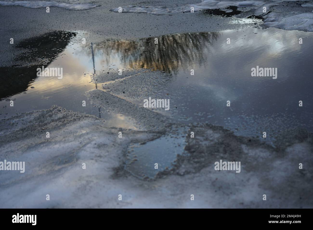 Reflection of heaven in water hi-res stock photography and images - Alamy