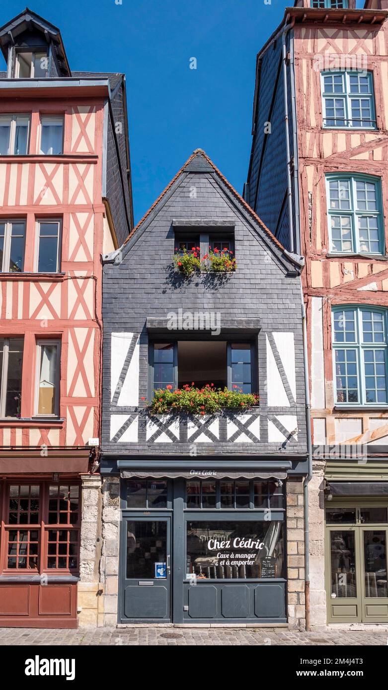 Historic half timbered houses in rouen hi-res stock photography and ...