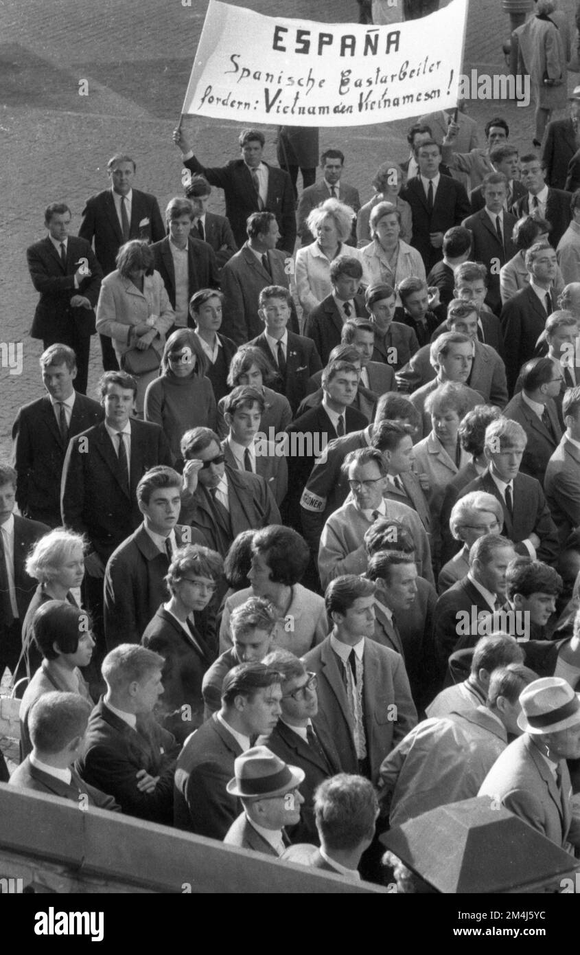 The Anti-War Day is 1 September, here in Aachen in 1965, celebrated by ...