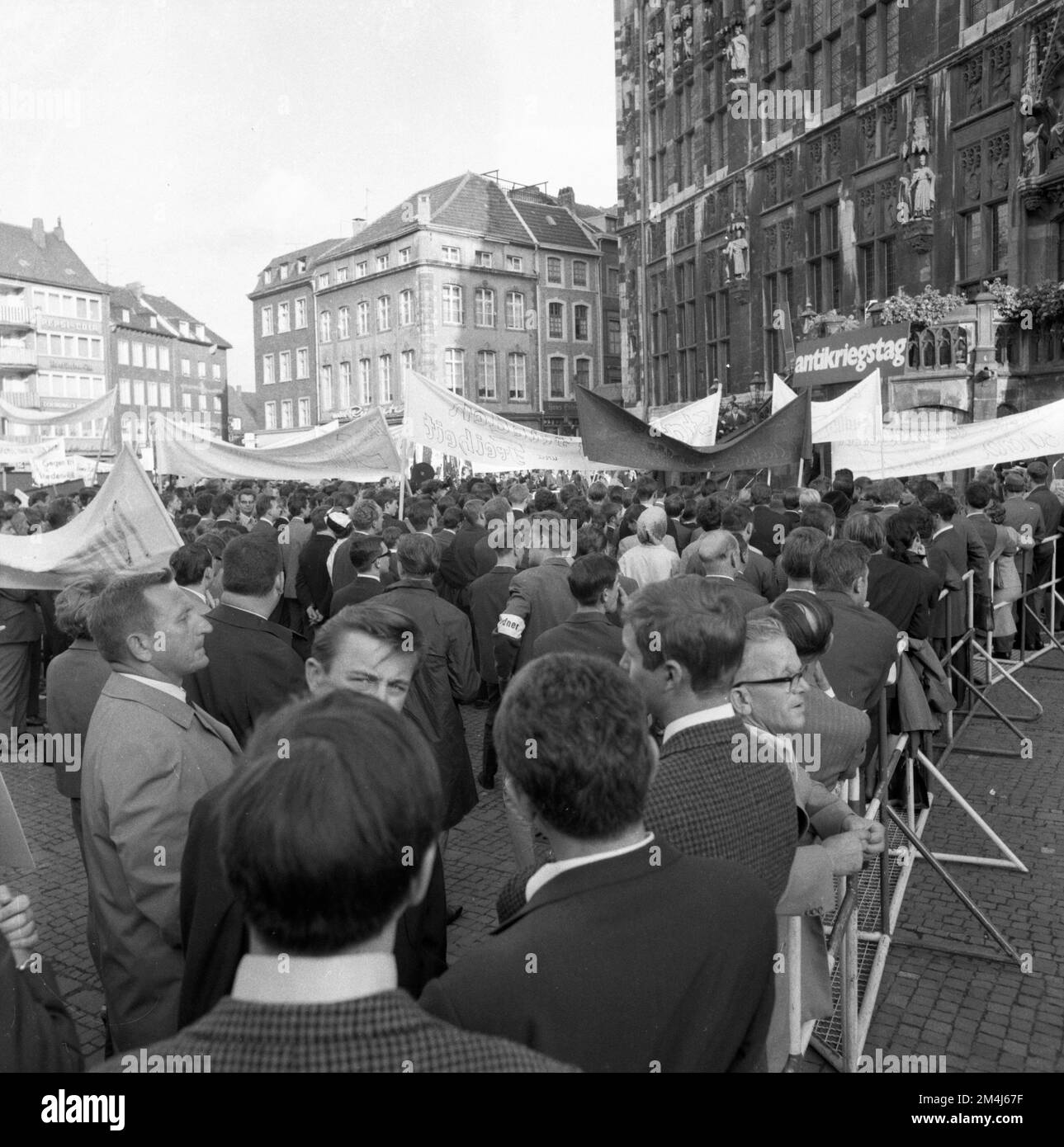 The anti-war day celebrated by trade unions and other democratic ...