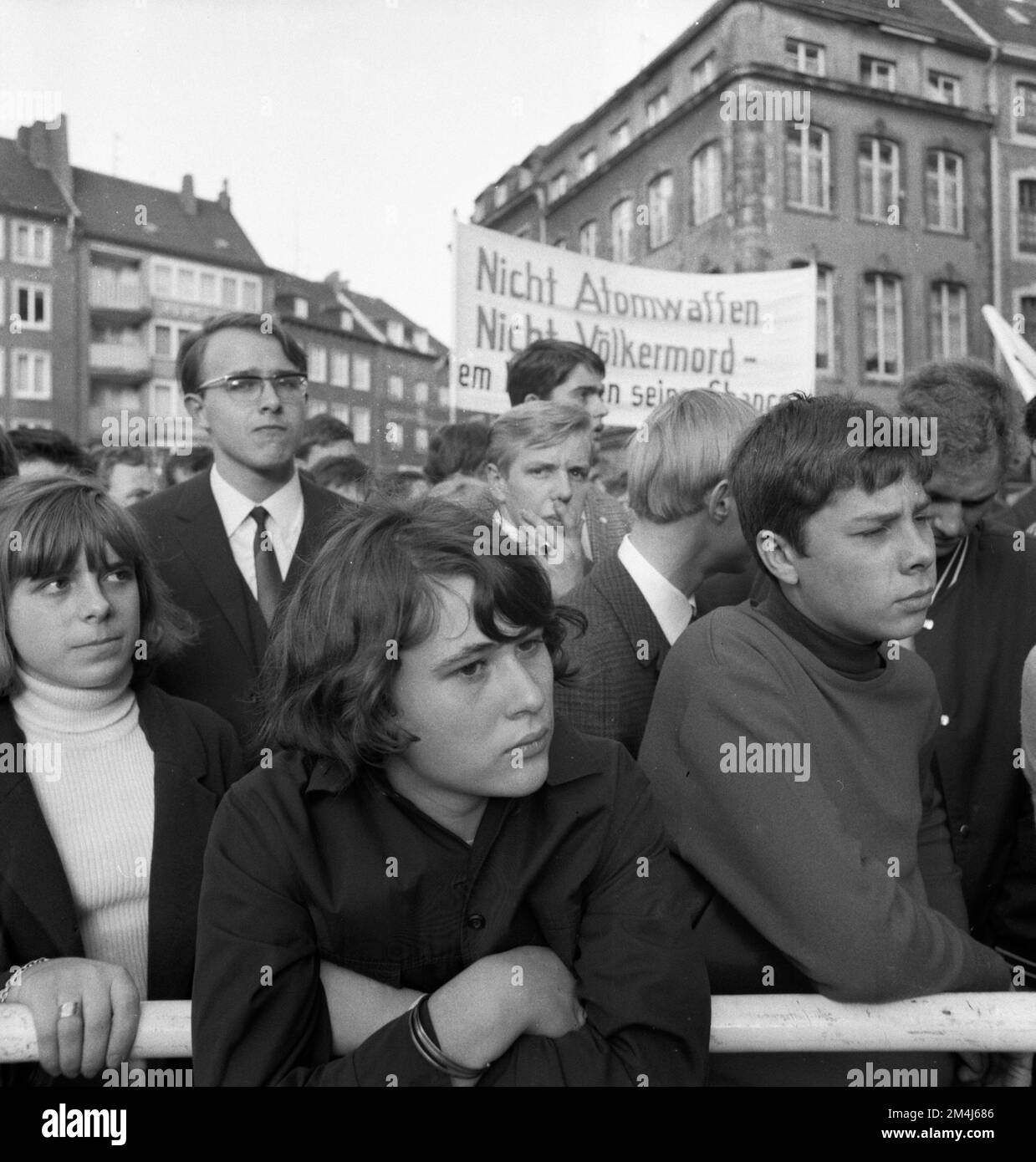 The anti-war day celebrated by trade unions and other democratic ...