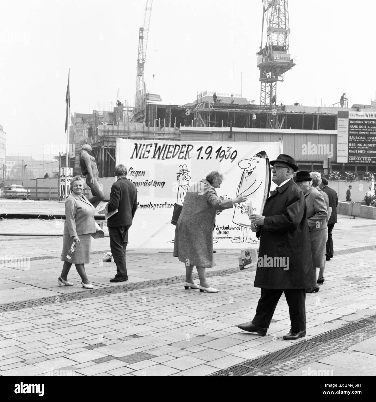 The anti-war day celebrated by trade unions and other democratic ...