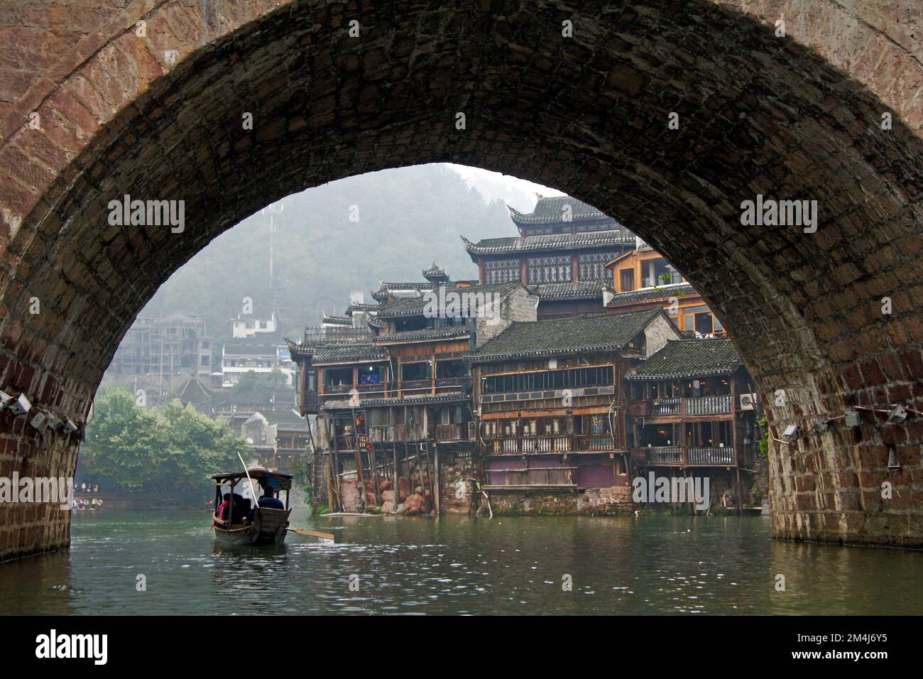 Traditional boat, Tuo Jiang river, Fenghuang, China Stock Photo - Alamy