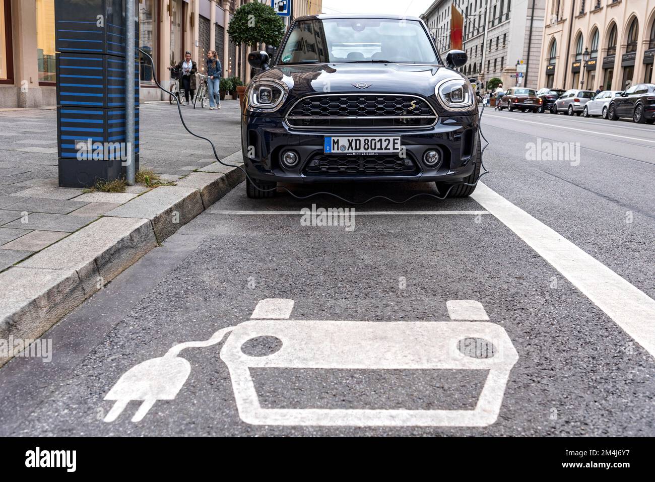 Mini electric car, electric vehicle, electric vehicle charging at ...