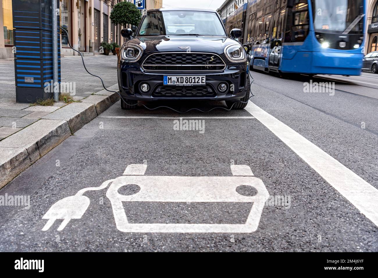 Mini electric car, electric vehicle, electric vehicle charging at ...