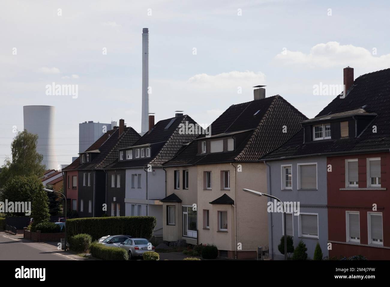 Residential buildings in front of the Herne power plant, a coal-fired ...