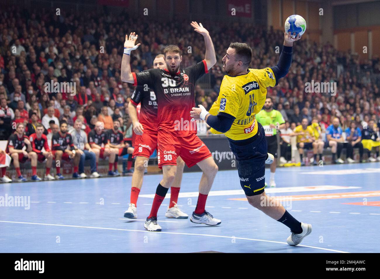Kassel, Germany. 21st Dec, 2022. Handball: DHB Cup, MT Melsungen ...