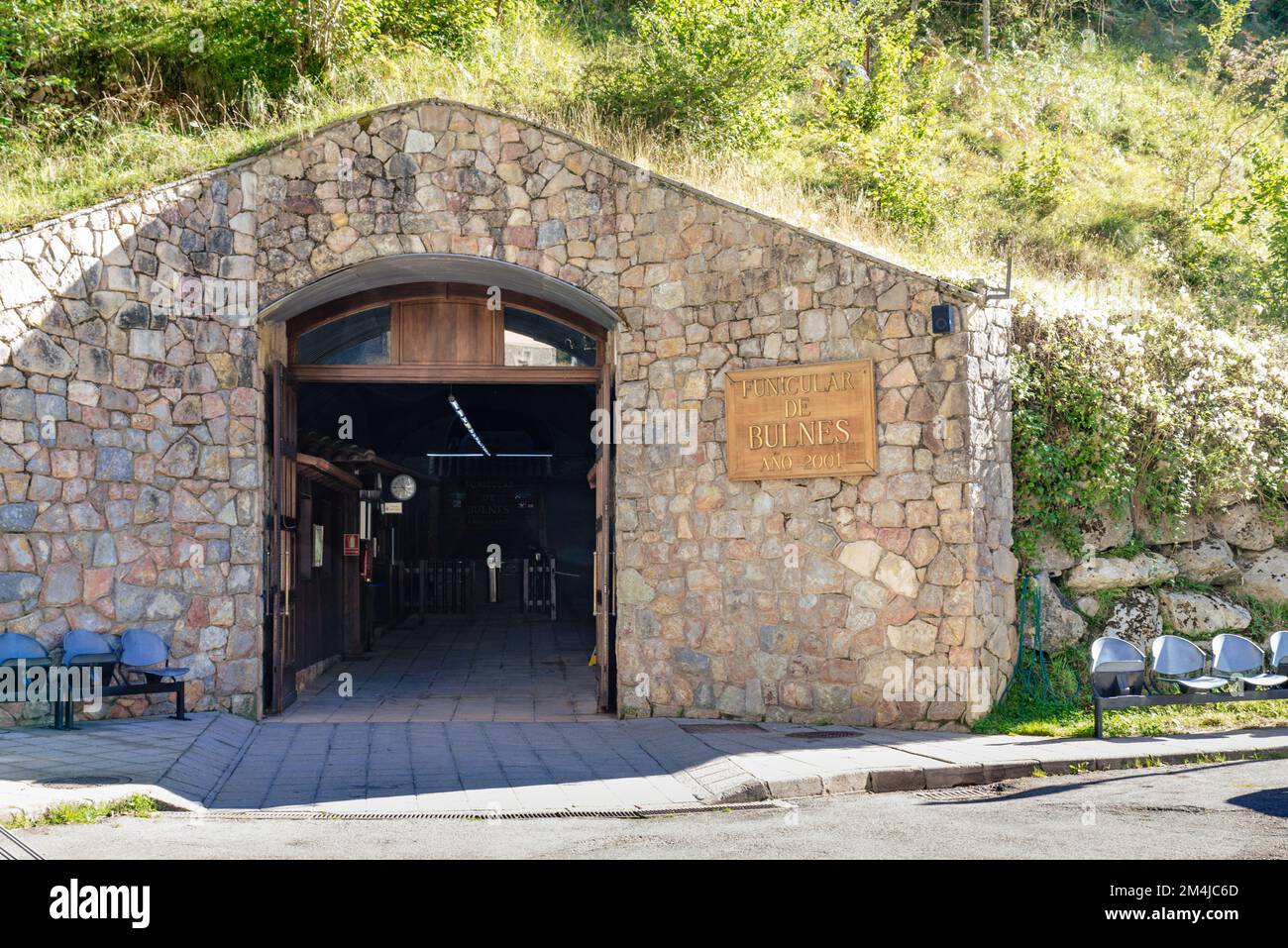 Puente Poncebos station. Tunnel funicular. The only way to go to Bulnes ...