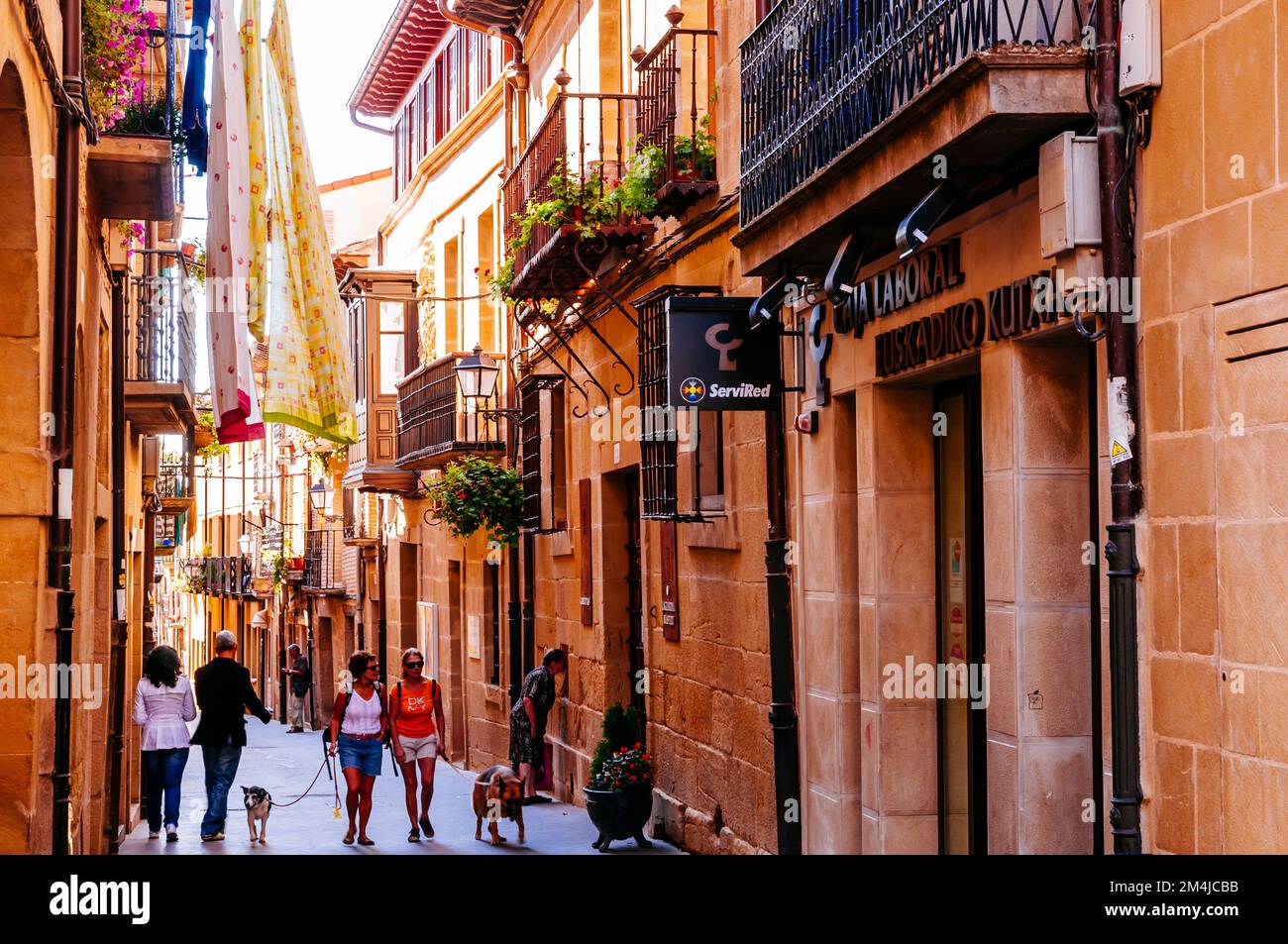 Laguardia houses hi-res stock photography and images - Alamy