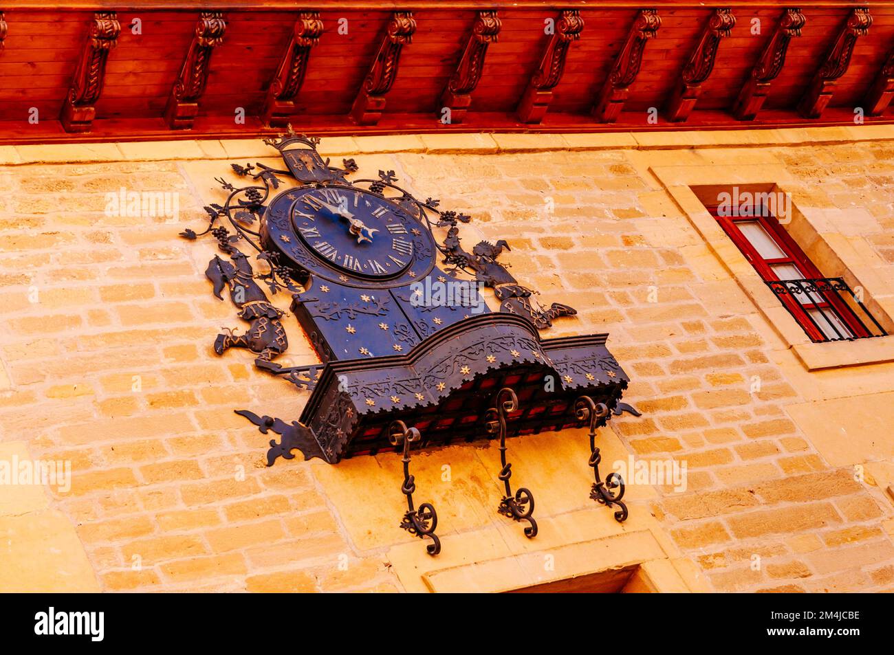 Chiming clock with automata hi-res stock photography and images - Alamy