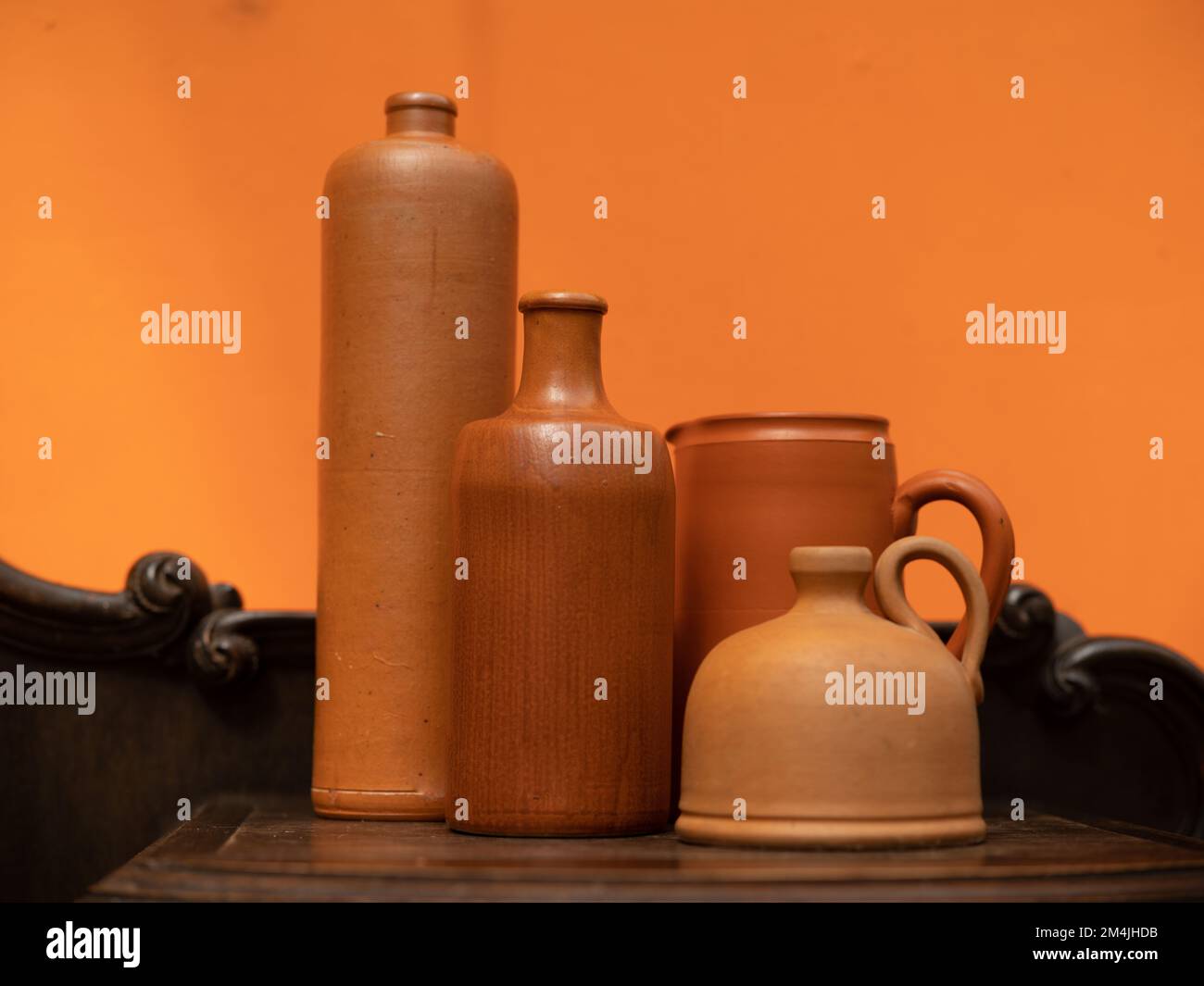 Clay storage vessels hi-res stock photography and images - Alamy