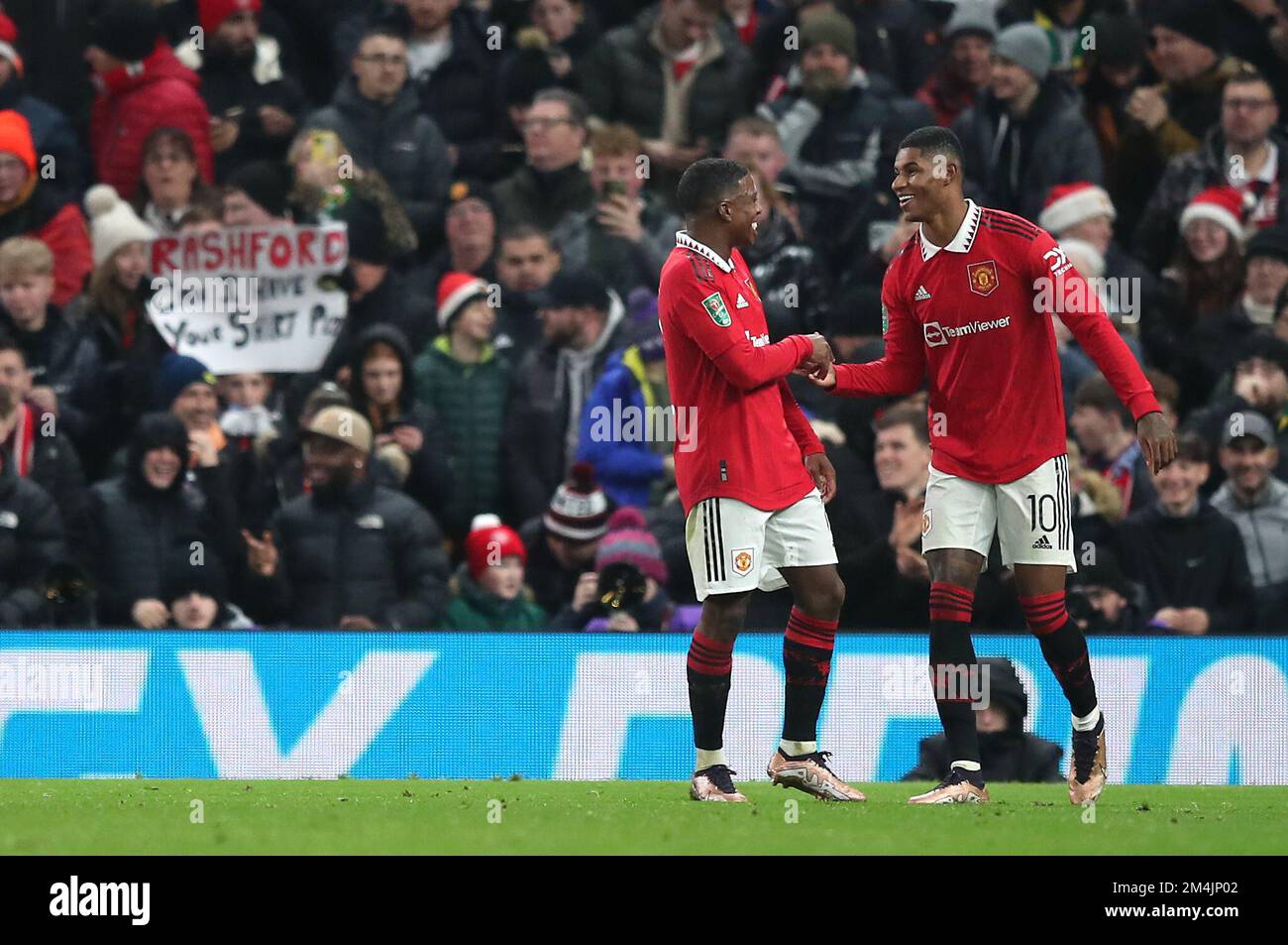 Marcus rashford fan hi-res stock photography and images - Alamy