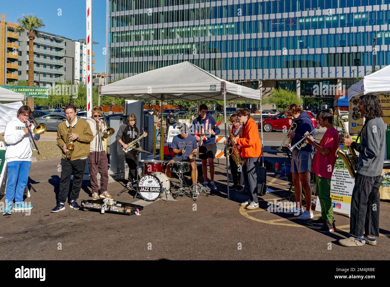 32nd street jazz band hi-res stock photography and images - Alamy