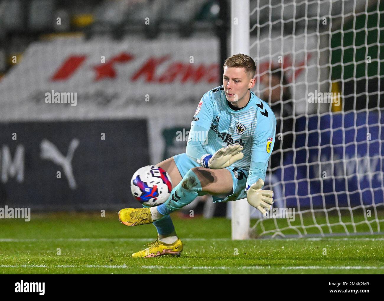 Plymouth, UK. 21st Dec, 2022. AFC Wimbledon goalkeeper Nathan Broome ...