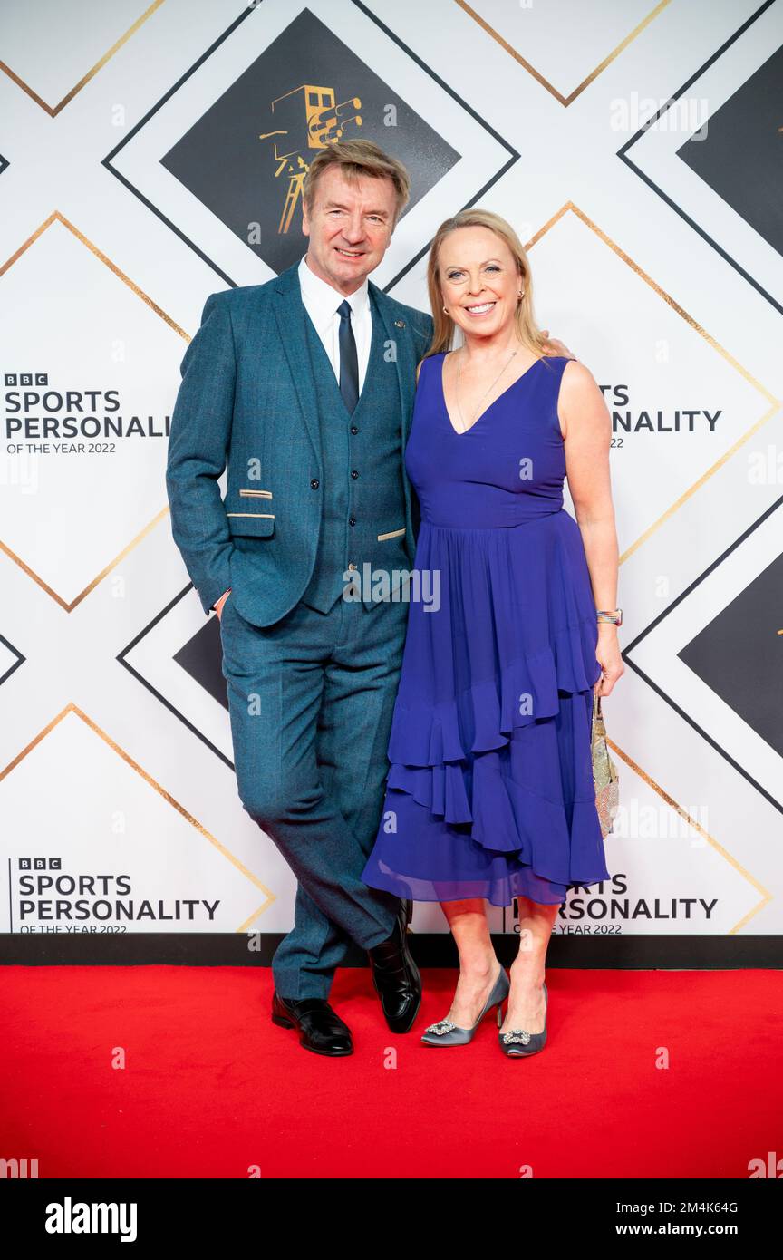 Manchester, UK. 21st December 2022. Jane Torvill and Christopher Dean ...
