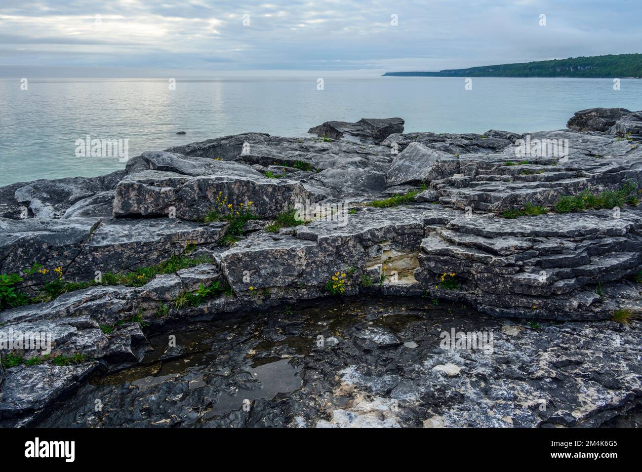 The Lake Huron shoreline at Halfway Log Dump, Bruce Peninsula National ...