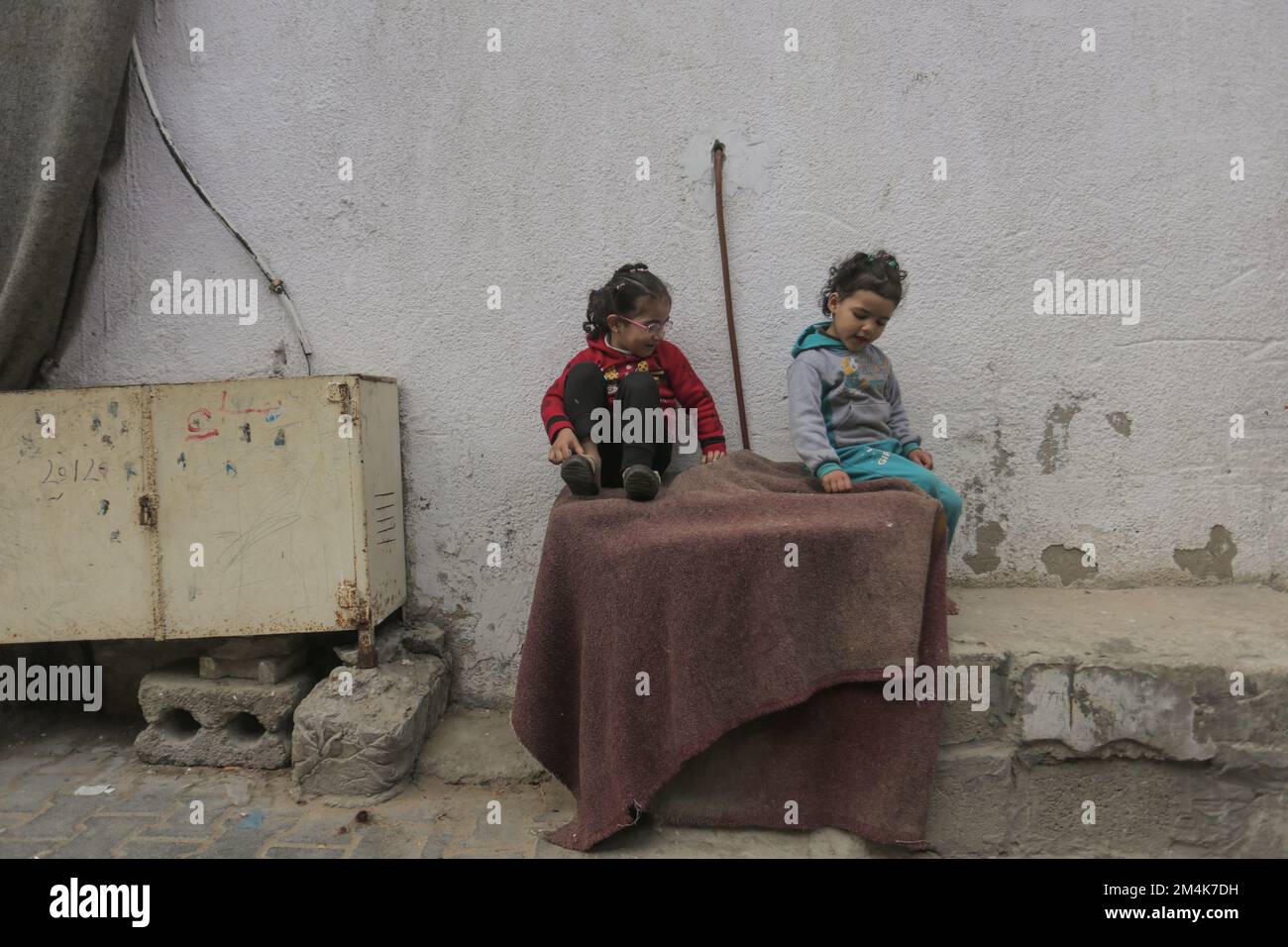 Gaza, The Gaza Strip, Palestine. 21st Dec, 2022. Children seen playing ...