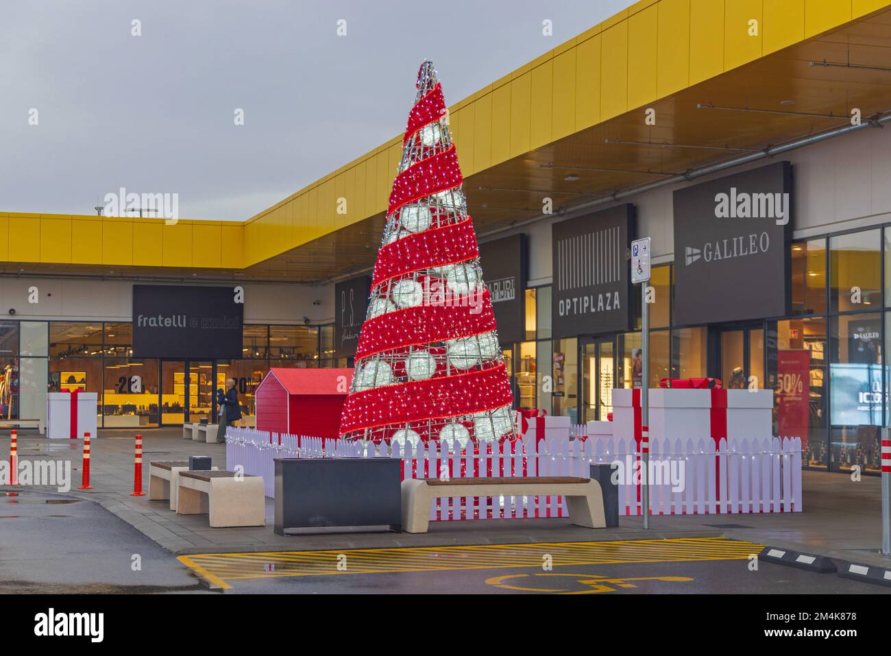 Belgrade, Serbia - December 09, 2022: Tall Red Christmas Tree at Ava ...