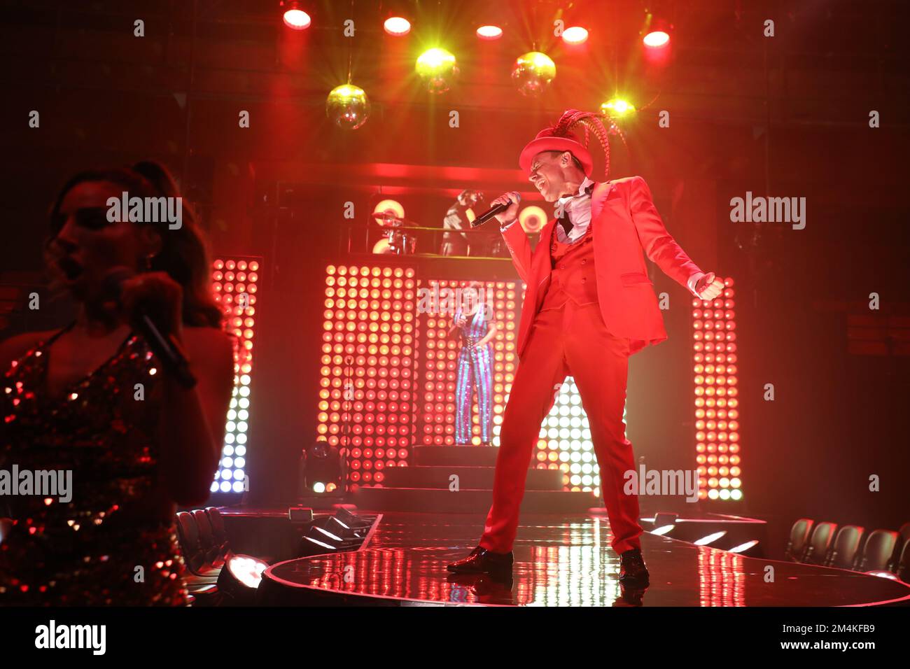 Sydney, Australia. 22nd December 2022. Marcia Hines and the full cast ...