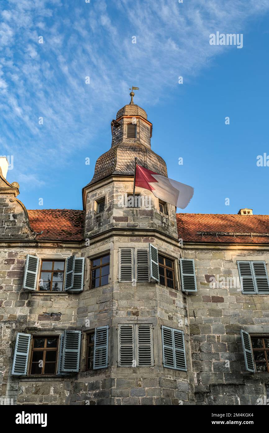 The exterior of the Vischering Castle in Ludinghausen, Germany ...