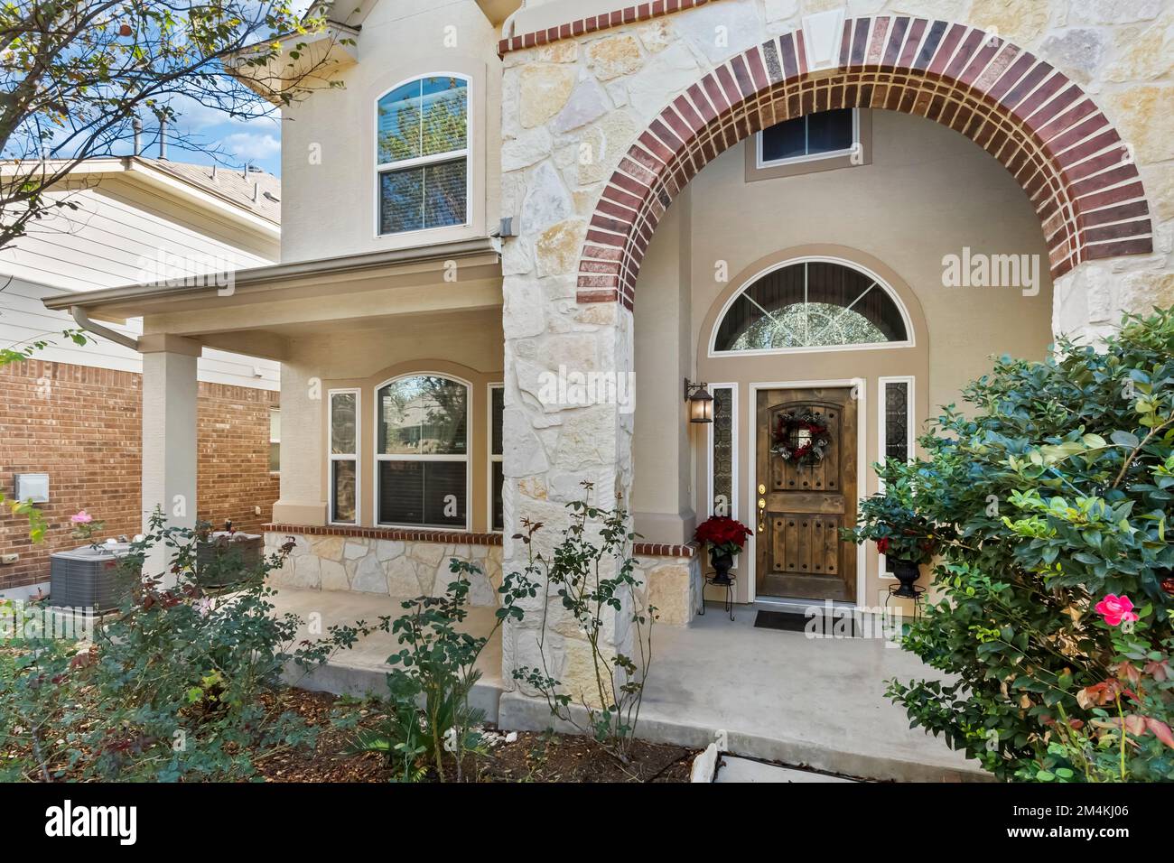 the front view of a home Stock Photo - Alamy