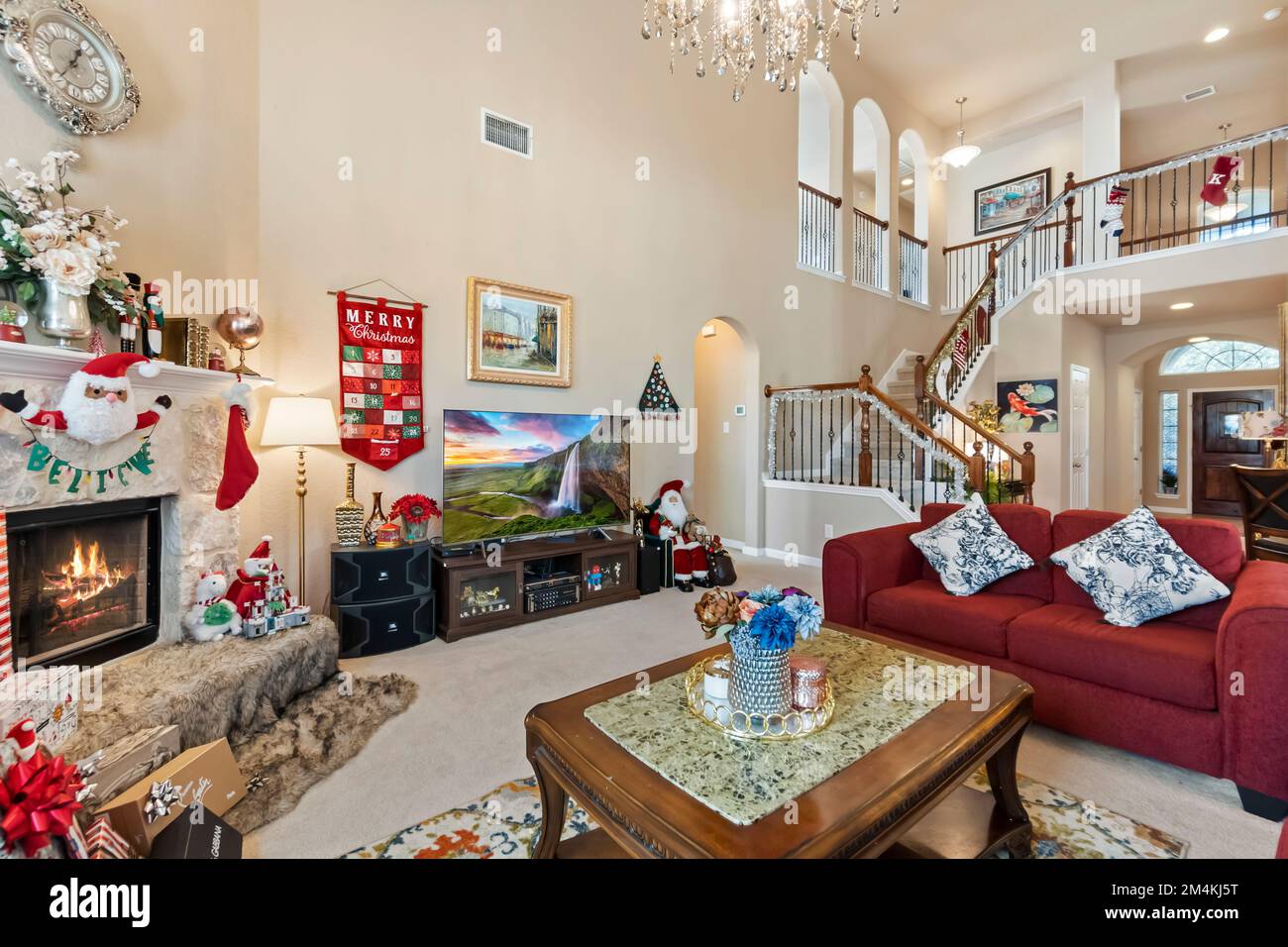 Home living room Stock Photo - Alamy