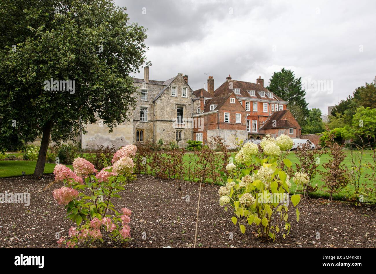 Wincheser college hi-res stock photography and images - Alamy