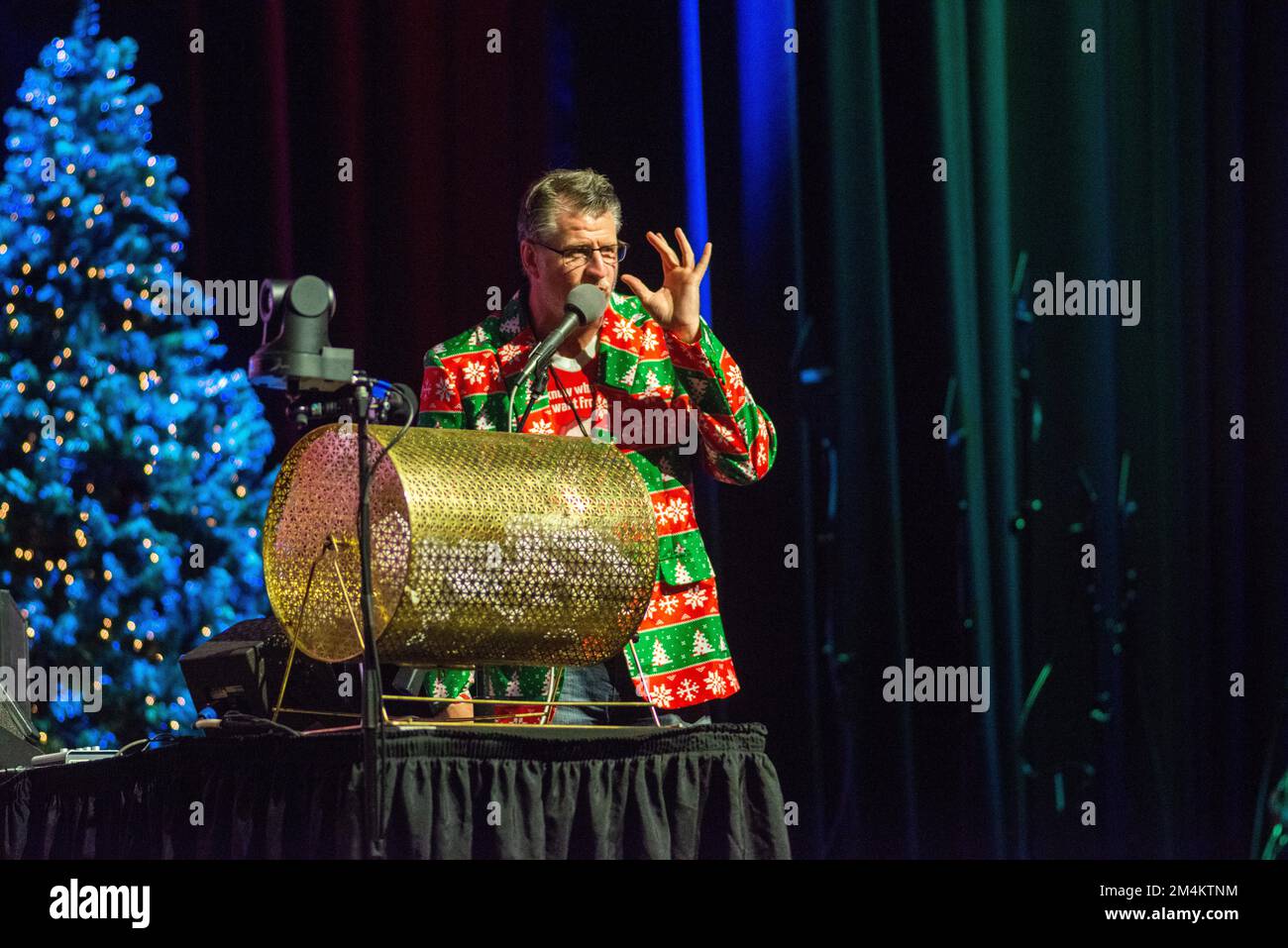 Bensalem, United States. 21st Dec, 2022. Preston Elliot gives direction ...