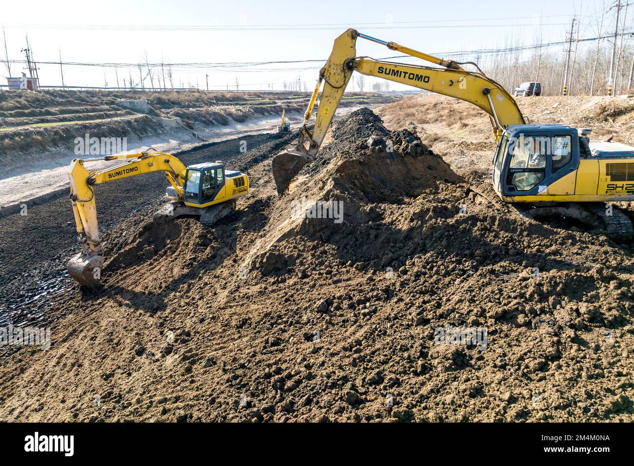 HEBI, CHINA - DECEMBER 22, 2022 - The dredging of the Xunxian section ...