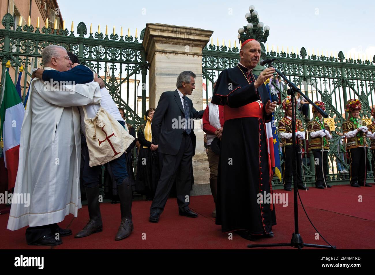Piedmont Turin Exposition of Shroud 2010 Severino Cardinale Poletto in ...
