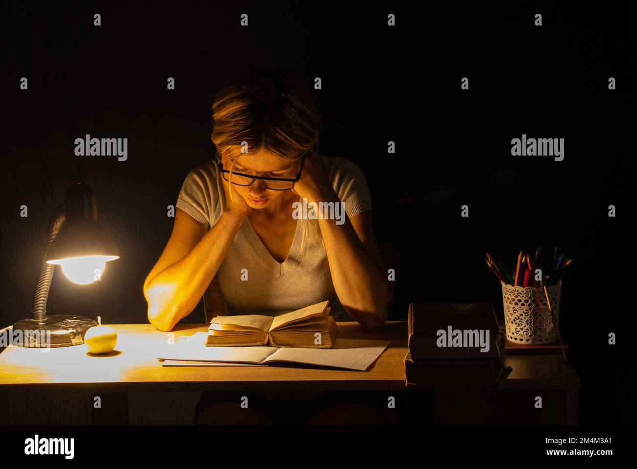 Girl dark room face hi-res stock photography and images - Alamy