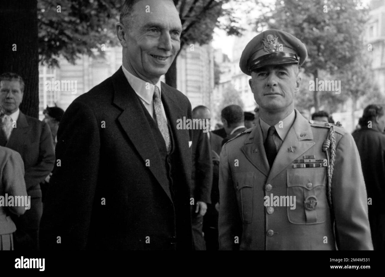 Independence Day in Paris, 1955: AT the Rochambeau Statue, Place d'Iena ...