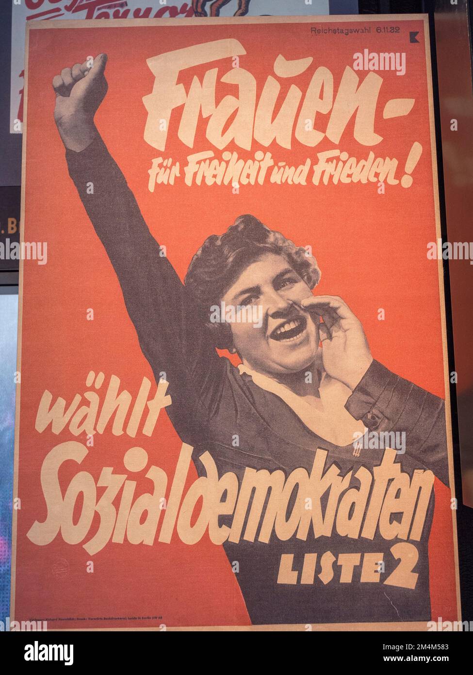 "Frauen, fur Freiheit und Frieden!" a propaganda poster calling on ...