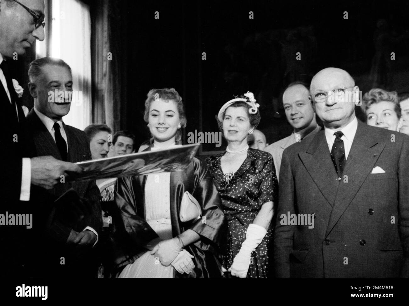 "Oklahoma" Actors Received at Paris Hotel de Ville. Photographs of ...
