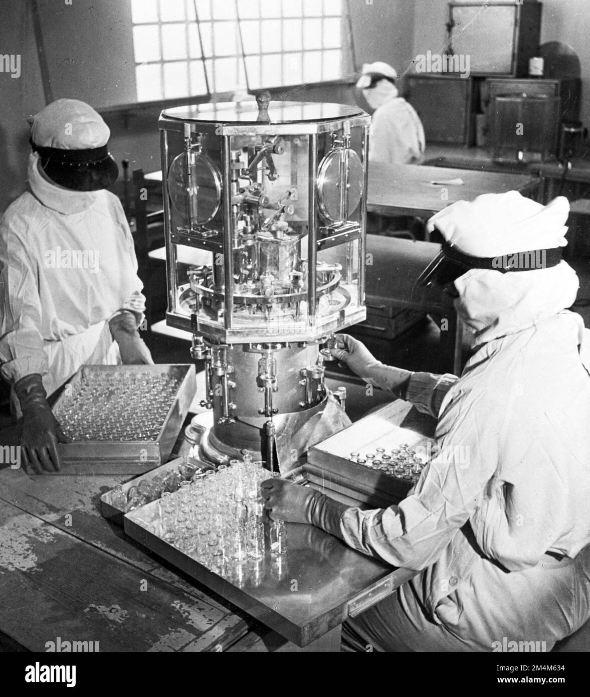 Paris Laboratory Makes Penecillin Crystals Laboratory Roussel ...