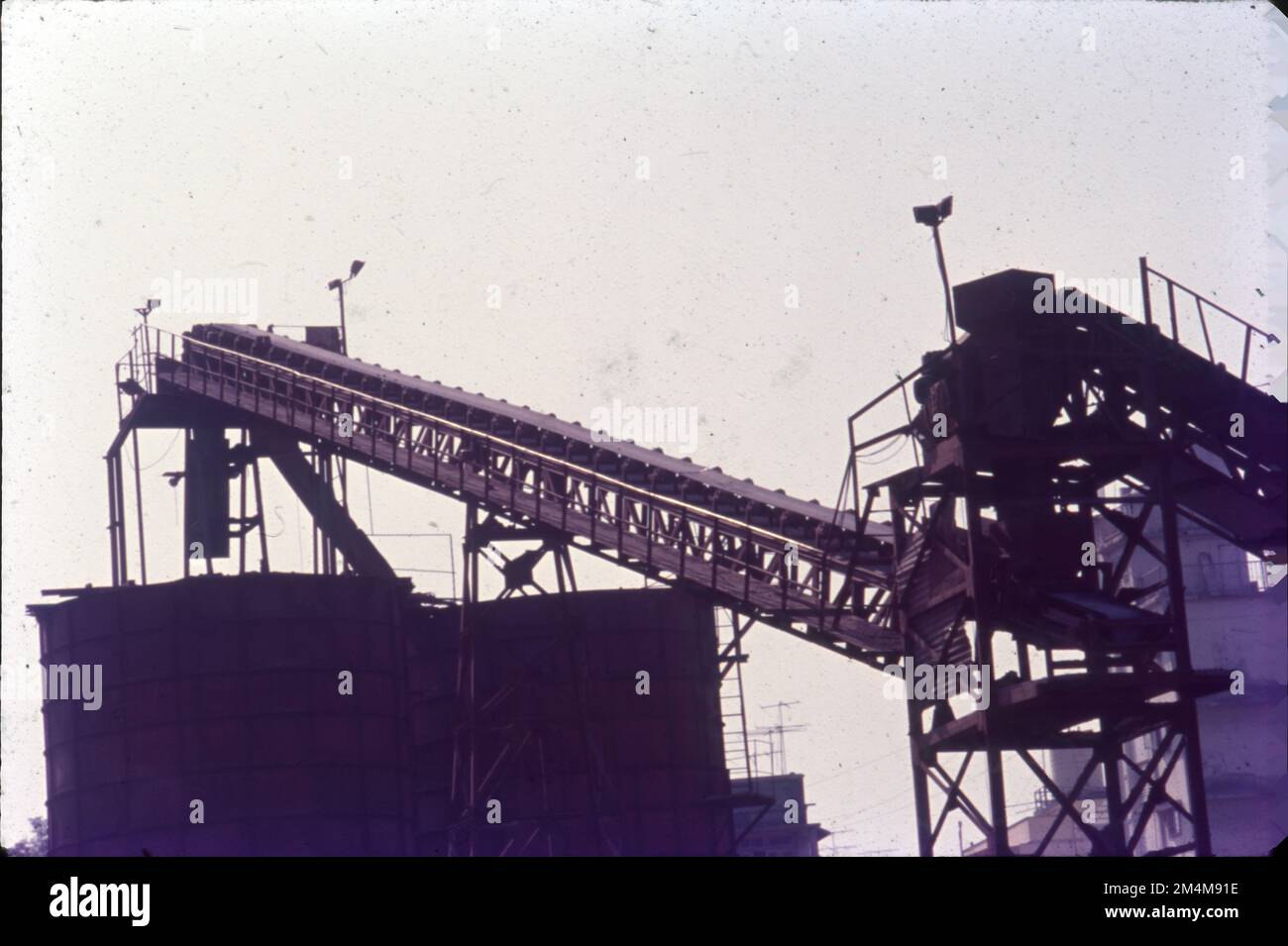 Quarry machines hi-res stock photography and images - Alamy