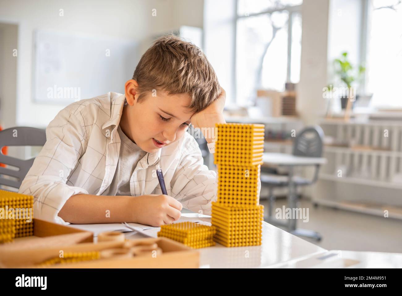 Understanding math hi-res stock photography and images - Alamy